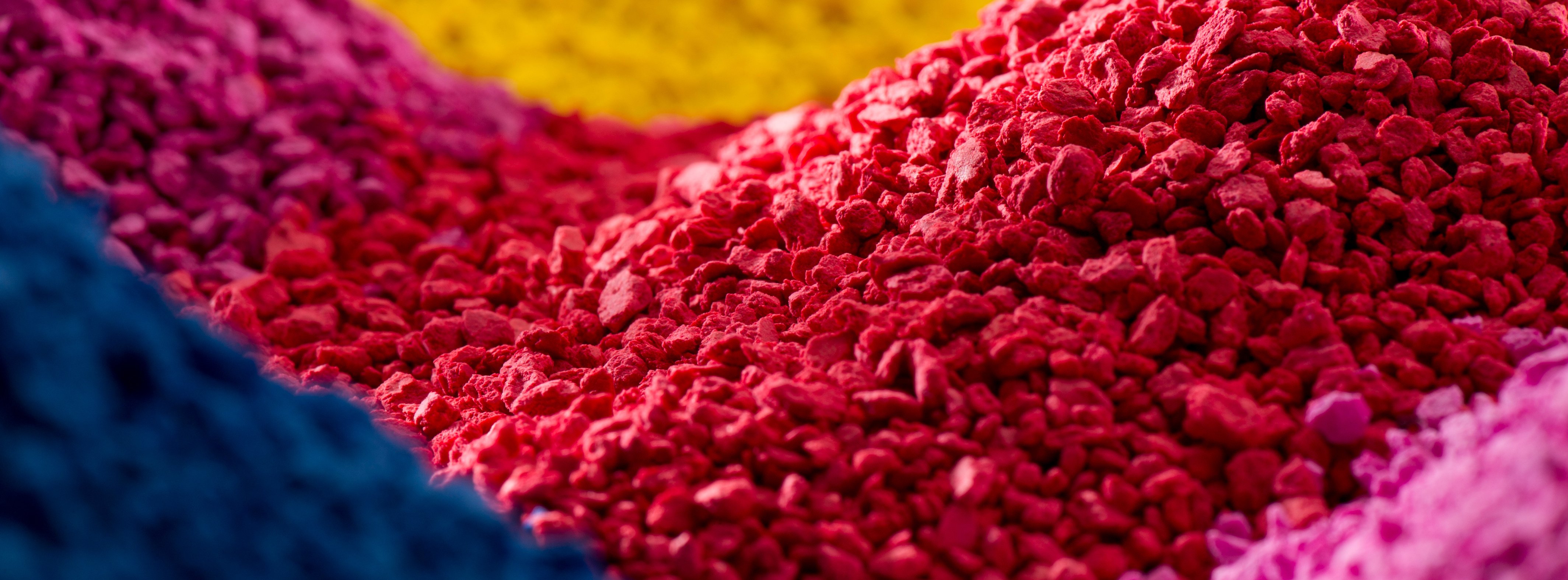 Combibatch: The All-in-One Solution for Mixing Colors and Additives